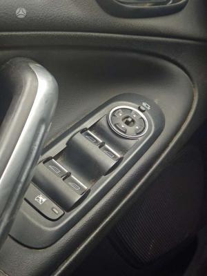 Zaļš Ford S-Max 2011 Viļņa, ar dzinēja tilpumu 2.00 L un nobraukumu 307 tūkst. km par 1950 €, foto 23 vietnē AUTOMOTO.COM.LV