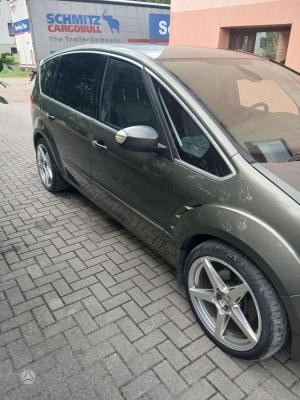 Green Ford S-Max 2012 in Kursenai, with an engine capacity of 2.00 L and mileage of 275 thousand km for 6900 €, photo 6 on AUTOMOTO.COM.LV