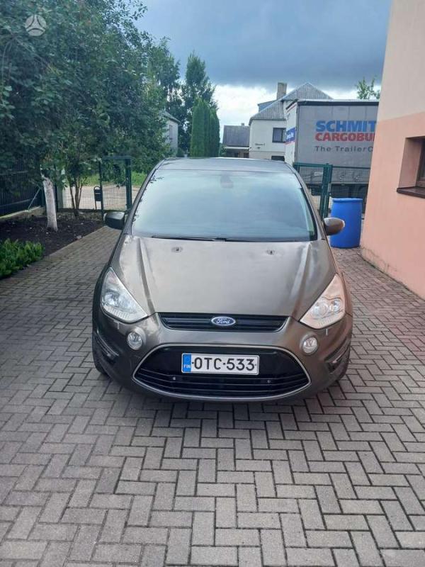 Green Ford S-Max 2012 in Kursenai, with an engine capacity of 2.00 L and mileage of 275 thousand km for 6900 €, photo 6 on AUTOMOTO.COM.LV