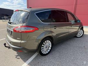 Zaļš Ford S-Max 2012 Kauņa, ar dzinēja tilpumu 1.60 L un nobraukumu 280 tūkst. km par 5550 €, foto  vietnē AUTOMOTO.COM.LV