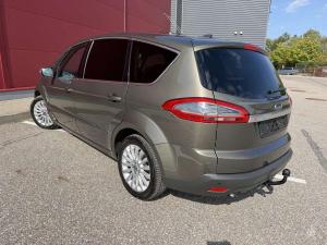 Green Ford S-Max 2012 in Kaunas, with an engine capacity of 1.60 L and mileage of 280 thousand km for 5550 €, photo 3 on AUTOMOTO.COM.LV