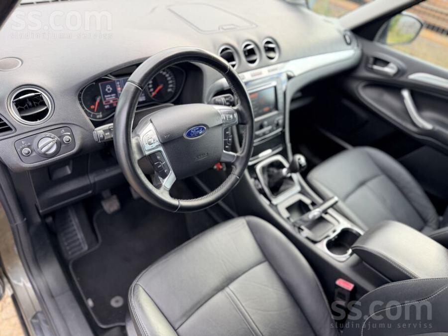 Zaļš Ford S-Max 2012 Rīga, ar dzinēja tilpumu 1.60 L un nobraukumu 172 tūkst. km par 6995 €, foto 9 vietnē AUTOMOTO.COM.LV