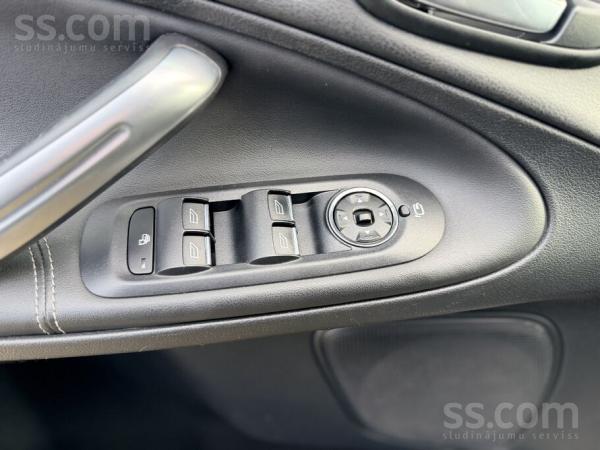 Green Ford S-Max 2012 in Riga, with an engine capacity of 1.60 L and mileage of 172 thousand km for 6995 €, photo 10 on AUTOMOTO.COM.LV