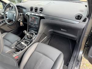 Zaļš Ford S-Max 2012 Rīga, ar dzinēja tilpumu 1.60 L un nobraukumu 172 tūkst. km par 6995 €, foto 21 vietnē AUTOMOTO.COM.LV