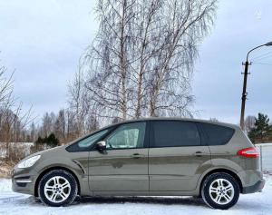 Green Ford S-Max 2013 in Siauliai, with an engine capacity of 2.00 L and mileage of 290 thousand km for 7450 €, photo 15 on AUTOMOTO.COM.LV