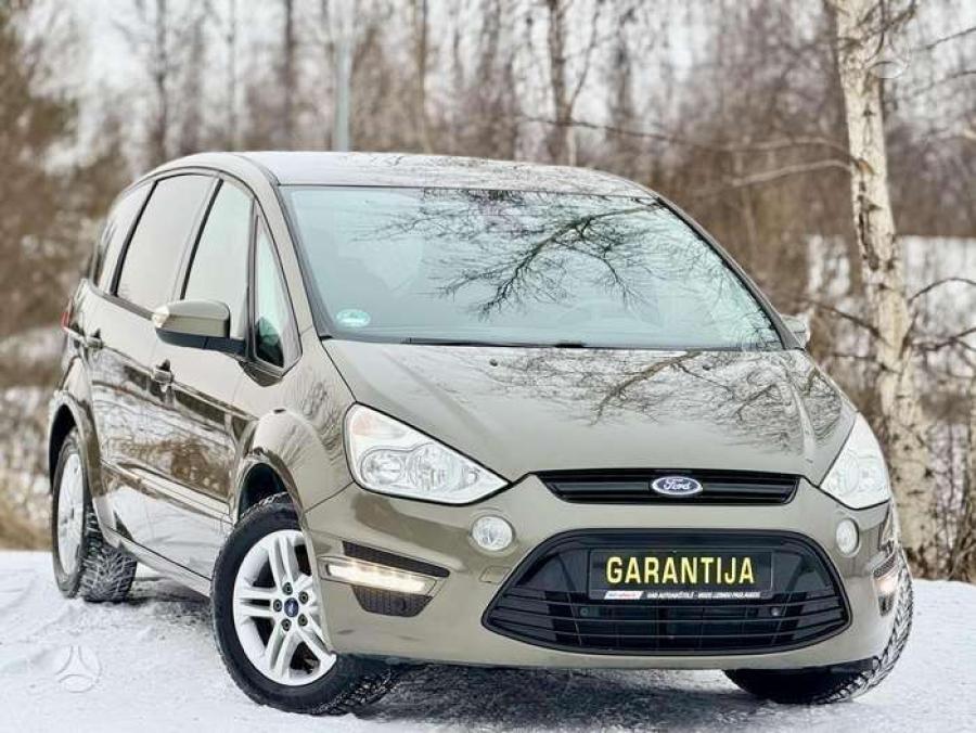 Green Ford S-Max 2013 in Siauliai, with an engine capacity of 2.00 L and mileage of 290 thousand km for 7450 €, photo 1 on AUTOMOTO.COM.LV