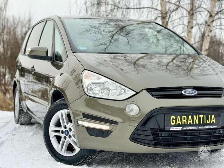 Green Ford S-Max 2013 in Siauliai, with an engine capacity of 2.00 L and mileage of 290 thousand km for 7450 €, photo 13 on AUTOMOTO.COM.LV
