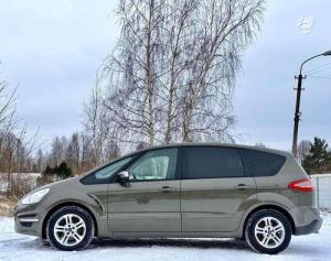 Green Ford S-Max 2013 in Siauliai, with an engine capacity of 2.00 L and mileage of 290 thousand km for 7450 €, photo 15 on AUTOMOTO.COM.LV