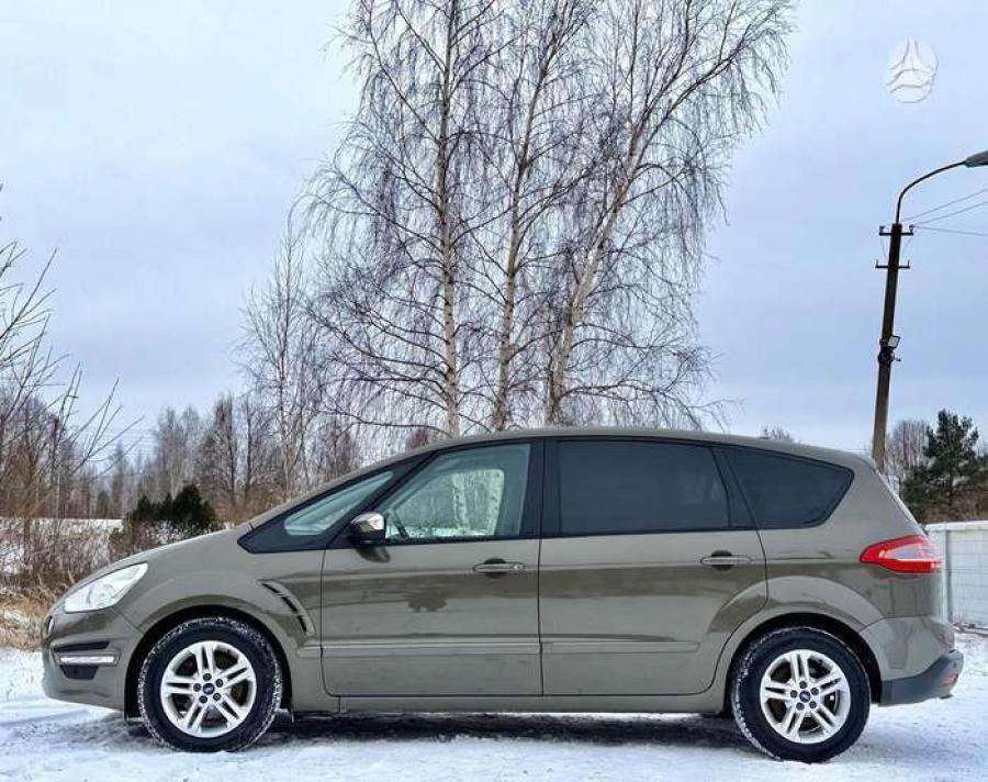 Green Ford S-Max 2013 in Siauliai, with an engine capacity of 2.00 L and mileage of 290 thousand km for 7450 €, photo 15 on AUTOMOTO.COM.LV