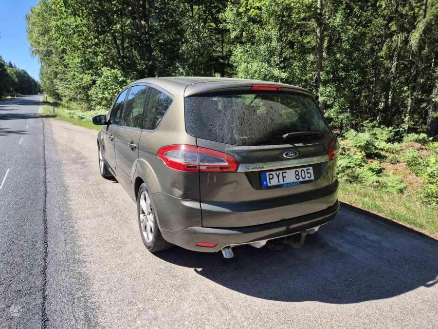 Zaļš Ford S-Max 2013 Viļņa, ar dzinēja tilpumu 1.60 L un nobraukumu 289 tūkst. km par 5200 €, foto 6 vietnē AUTOMOTO.COM.LV