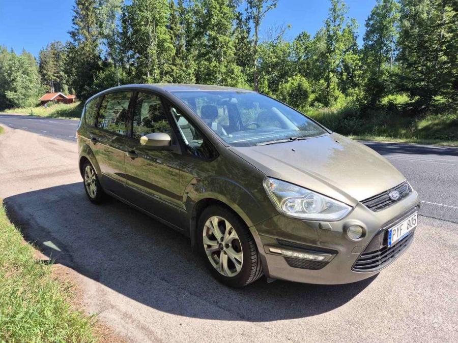 Zaļš Ford S-Max 2013 Viļņa, ar dzinēja tilpumu 1.60 L un nobraukumu 289 tūkst. km par 5200 €, foto 8 vietnē AUTOMOTO.COM.LV