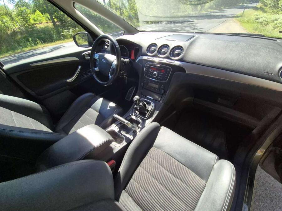 Zaļš Ford S-Max 2013 Viļņa, ar dzinēja tilpumu 1.60 L un nobraukumu 289 tūkst. km par 5200 €, foto 10 vietnē AUTOMOTO.COM.LV