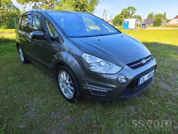 Green Ford S-Max 2014 in Kuldiga, with an engine capacity of 2.00 L and mileage of 234 thousand km for 6990 €, photo 2 on AUTOMOTO.COM.LV