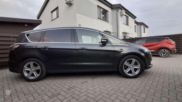 Zaļš Ford S-Max 2017 Kauņa, ar dzinēja tilpumu 2.00 L un nobraukumu 253 tūkst. km par 10000 €, foto 7 vietnē AUTOMOTO.COM.LV