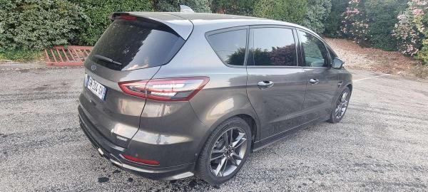 Green Ford S-Max 2023 in Taurage, with an engine capacity of 2.50 L and mileage of 183 thousand km for 10900 €, photo 8 on AUTOMOTO.COM.LV