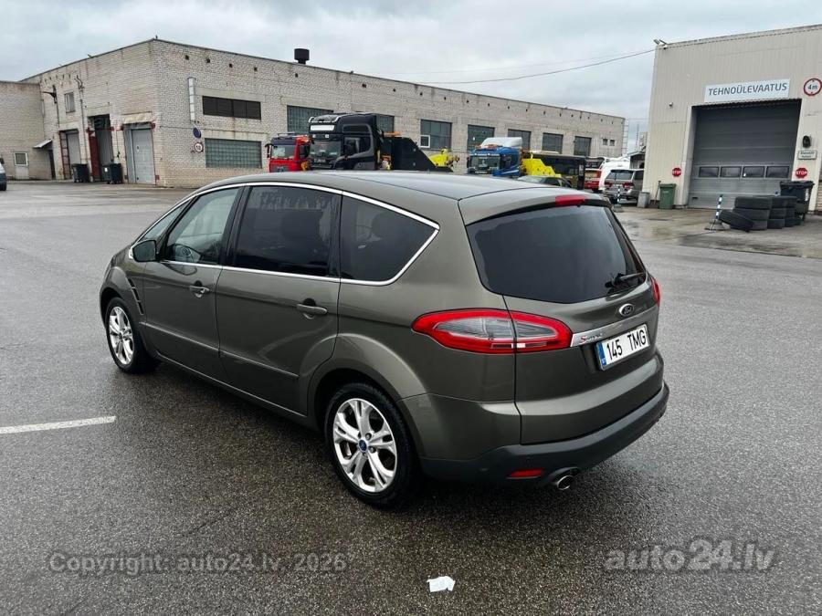 Zaļš Ford S-Max 2011 Tallina, ar dzinēja tilpumu 2.20 L un nobraukumu 342 tūkst. km par 4990 €, foto 5 vietnē AUTOMOTO.COM.LV