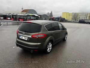 Zaļš Ford S-Max 2011 Tallina, ar dzinēja tilpumu 2.20 L un nobraukumu 342 tūkst. km par 4990 €, foto 7 vietnē AUTOMOTO.COM.LV