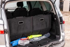Pelēks Ford S-Max 2009 Rīga, ar dzinēja tilpumu 2.00 L un nobraukumu 259 tūkst. km par 4495 €, foto 13 vietnē AUTOMOTO.COM.LV