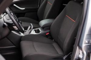 Pelēks Ford S-Max 2009 Rīga, ar dzinēja tilpumu 2.00 L un nobraukumu 259 tūkst. km par 4495 €, foto 21 vietnē AUTOMOTO.COM.LV