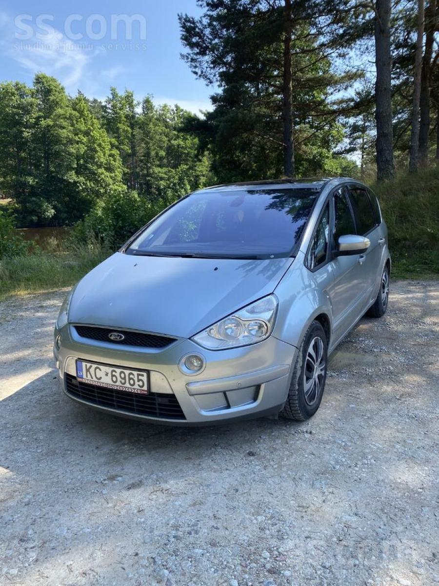 Pelēks Ford S-Max 2006 Talsi, ar dzinēja tilpumu 2.00 L un nobraukumu 328 tūkst. km par 2800 €, foto 1 vietnē AUTOMOTO.COM.LV