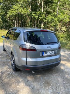 Pelēks Ford S-Max 2006 Talsi, ar dzinēja tilpumu 2.00 L un nobraukumu 328 tūkst. km par 2800 €, foto 3 vietnē AUTOMOTO.COM.LV