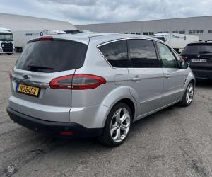 Grey Ford S-Max 2011 in Kaunas, with an engine capacity of 2.00 L and mileage of 270 thousand km for 4700 €, photo 6 on AUTOMOTO.COM.LV