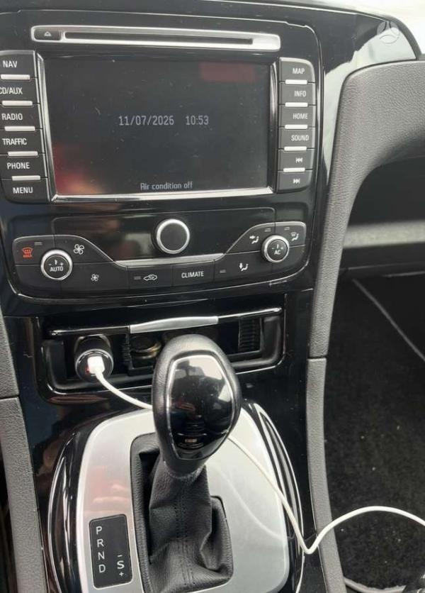 Grey Ford S-Max 2011 in Kaunas, with an engine capacity of 2.00 L and mileage of 270 thousand km for 4700 €, photo 8 on AUTOMOTO.COM.LV