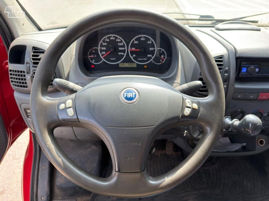 Grey Ford S-Max 2016 in Panevezys, with an engine capacity of 2.00 L and mileage of 283 thousand km for 1158 €, photo 16 on AUTOMOTO.COM.LV