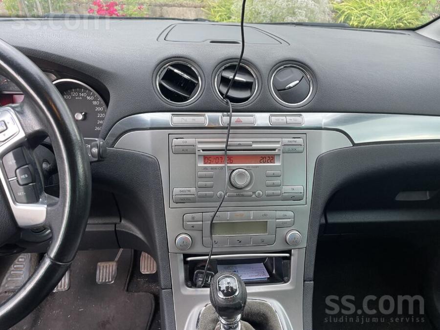 Pelēks Ford S-Max 2006 Talsi, ar dzinēja tilpumu 1.80 L un nobraukumu 266 tūkst. km par 1750 €, foto 11 vietnē AUTOMOTO.COM.LV