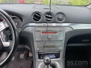 Pelēks Ford S-Max 2006 Talsi, ar dzinēja tilpumu 1.80 L un nobraukumu 266 tūkst. km par 1750 €, foto 12 vietnē AUTOMOTO.COM.LV
