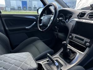 Pelēks Ford S-Max 2007 Tallina, ar dzinēja tilpumu 2.00 L un nobraukumu 176 tūkst. km par 4200 €, foto 13 vietnē AUTOMOTO.COM.LV
