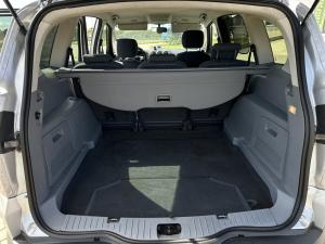 Pelēks Ford S-Max 2007 Tallina, ar dzinēja tilpumu 2.00 L un nobraukumu 176 tūkst. km par 4200 €, foto 24 vietnē AUTOMOTO.COM.LV