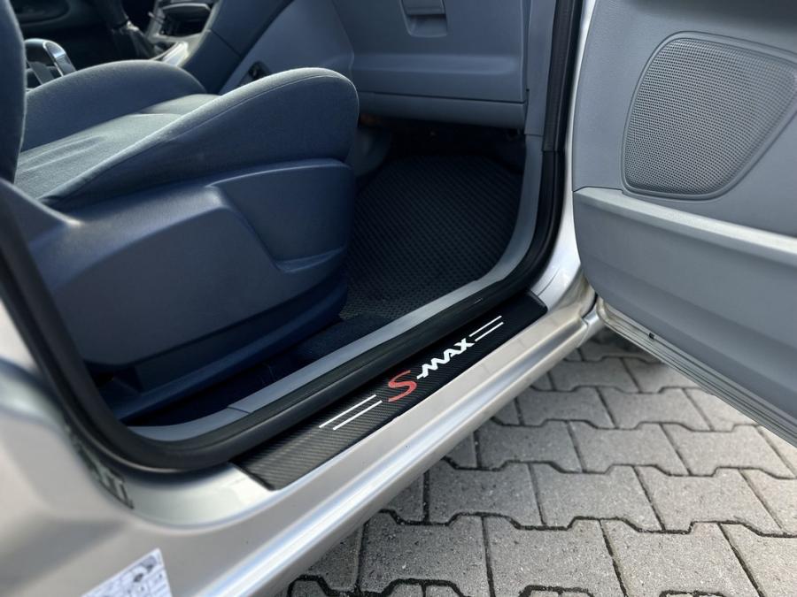 Pelēks Ford S-Max 2007 Tallina, ar dzinēja tilpumu 2.00 L un nobraukumu 176 tūkst. km par 4200 €, foto 26 vietnē AUTOMOTO.COM.LV