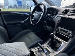 Pelēks Ford S-Max 2007 Tallina, ar dzinēja tilpumu 2.00 L un nobraukumu 176 tūkst. km par 4200 €, foto 28 vietnē AUTOMOTO.COM.LV
