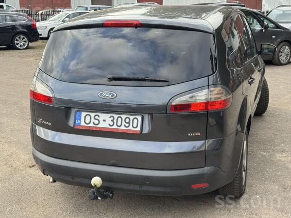 Pelēks Ford S-Max 2008 Rīga, ar dzinēja tilpumu 2.00 L un nobraukumu 227 tūkst. km par 4850 €, foto 8 vietnē AUTOMOTO.COM.LV