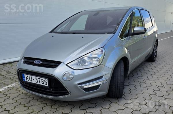Grey Ford S-Max 2011 in Riga, with an engine capacity of 2.00 L and mileage of 293 thousand km for 3950 €, photo 1 on AUTOMOTO.COM.LV