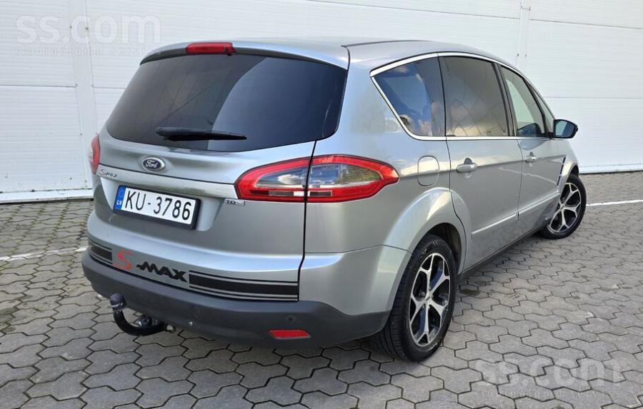 Grey Ford S-Max 2011 in Riga, with an engine capacity of 2.00 L and mileage of 293 thousand km for 3950 €, photo 7 on AUTOMOTO.COM.LV