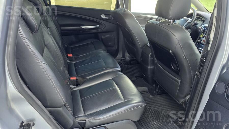 Grey Ford S-Max 2011 in Riga, with an engine capacity of 2.00 L and mileage of 293 thousand km for 3950 €, photo 17 on AUTOMOTO.COM.LV