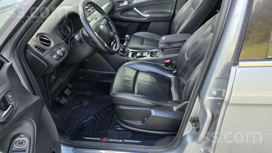 Grey Ford S-Max 2011 in Riga, with an engine capacity of 2.00 L and mileage of 293 thousand km for 3950 €, photo 19 on AUTOMOTO.COM.LV