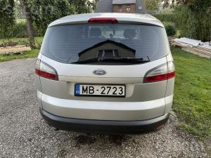 Grey Ford S-Max 2006 in Ogre, with an engine capacity of 2.00 L and mileage of 288 thousand km for 2150 €, photo 5 on AUTOMOTO.COM.LV