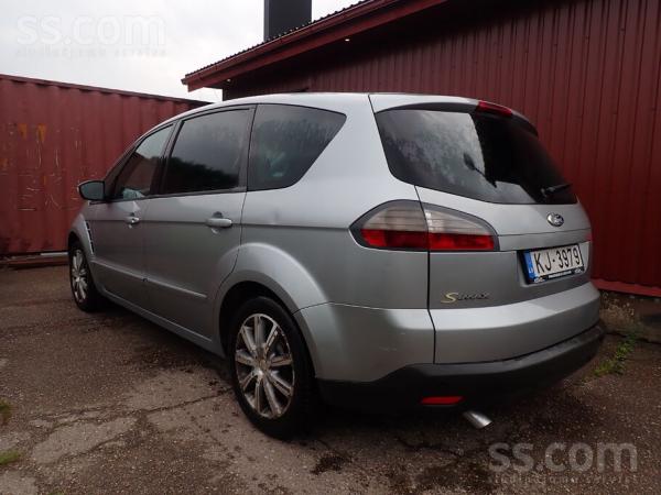 Pelēks Ford S-Max 2006 Liepāja, ar dzinēja tilpumu 2.00 L un nobraukumu 301 tūkst. km par 2450 €, foto 3 vietnē AUTOMOTO.COM.LV