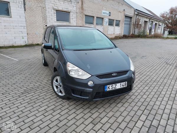 Pelēks Ford S-Max 2006 Šauļi, ar dzinēja tilpumu 1.80 L un nobraukumu 342 tūkst. km par 2350 €, foto 4 vietnē AUTOMOTO.COM.LV