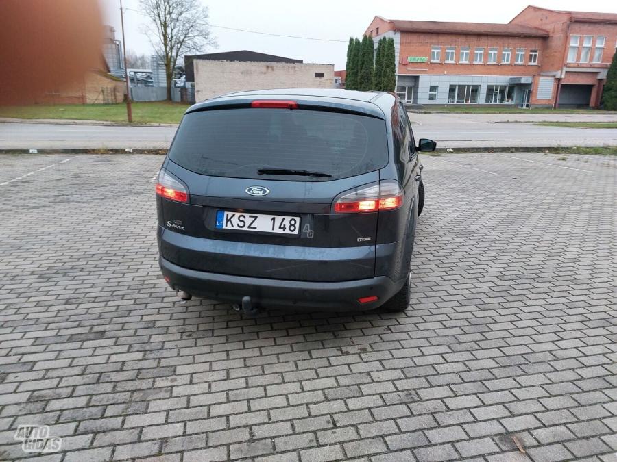 Grey Ford S-Max 2006 in Siauliai, with an engine capacity of 1.80 L and mileage of 342 thousand km for 2350 €, photo 15 on AUTOMOTO.COM.LV