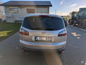 Pelēks Ford S-Max 2006 Šauļi, ar dzinēja tilpumu 1.75 L un nobraukumu 232 tūkst. km par 2200 €, foto 4 vietnē AUTOMOTO.COM.LV