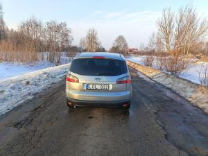 Grey Ford S-Max 2006 in Siauliai, with an engine capacity of 1.80 L and mileage of 233 thousand km for 1450 €, photo 5 on AUTOMOTO.COM.LV