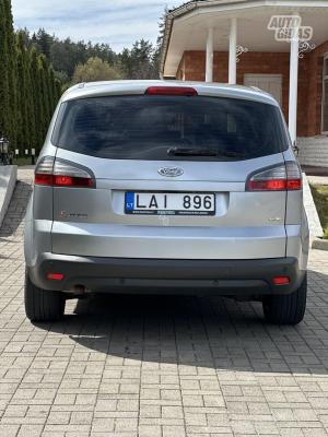 Pelēks Ford S-Max 2006 Viļņa, ar dzinēja tilpumu 1.80 L un nobraukumu 244 tūkst. km par 1950 €, foto 21 vietnē AUTOMOTO.COM.LV
