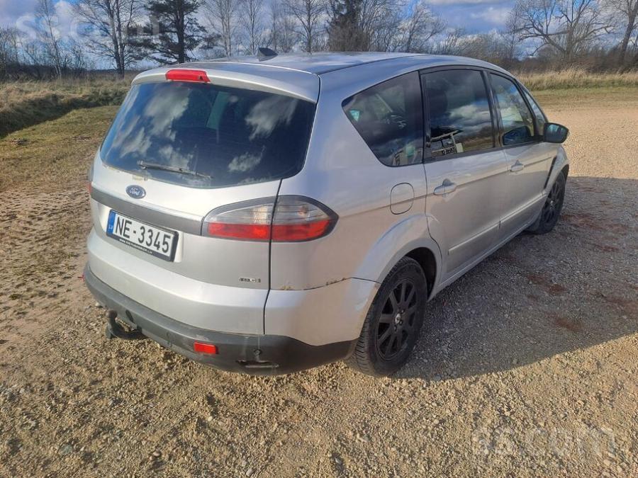 Pelēks Ford S-Max 2006 Talsi, ar dzinēja tilpumu 2.00 L un nobraukumu 400 tūkst. km par 1200 €, foto 5 vietnē AUTOMOTO.COM.LV