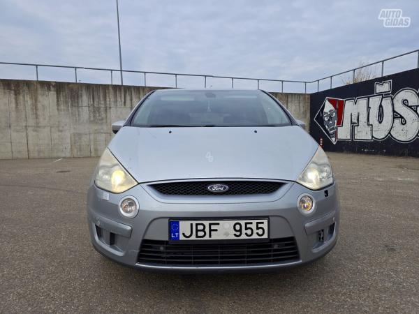 Grey Ford S-Max 2006 in Vilnius, with an engine capacity of 2.00 L and mileage of 410 thousand km for 2099 €, photo 2 on AUTOMOTO.COM.LV