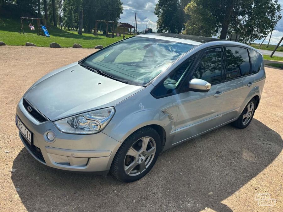 Grey Ford S-Max 2006 in Vilnius, with an engine capacity of 2.00 L and mileage of 359 thousand km for 2300 €, photo 3 on AUTOMOTO.COM.LV