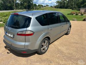 Grey Ford S-Max 2006 in Vilnius, with an engine capacity of 2.00 L and mileage of 359 thousand km for 2300 €, photo 6 on AUTOMOTO.COM.LV